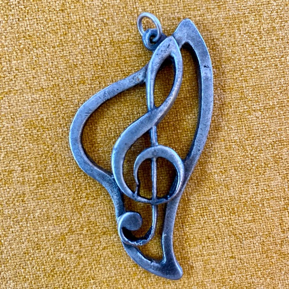 Vintage | Jewelry | Vtg Pewter Large Treble Clef Pendant 25 Boho ...